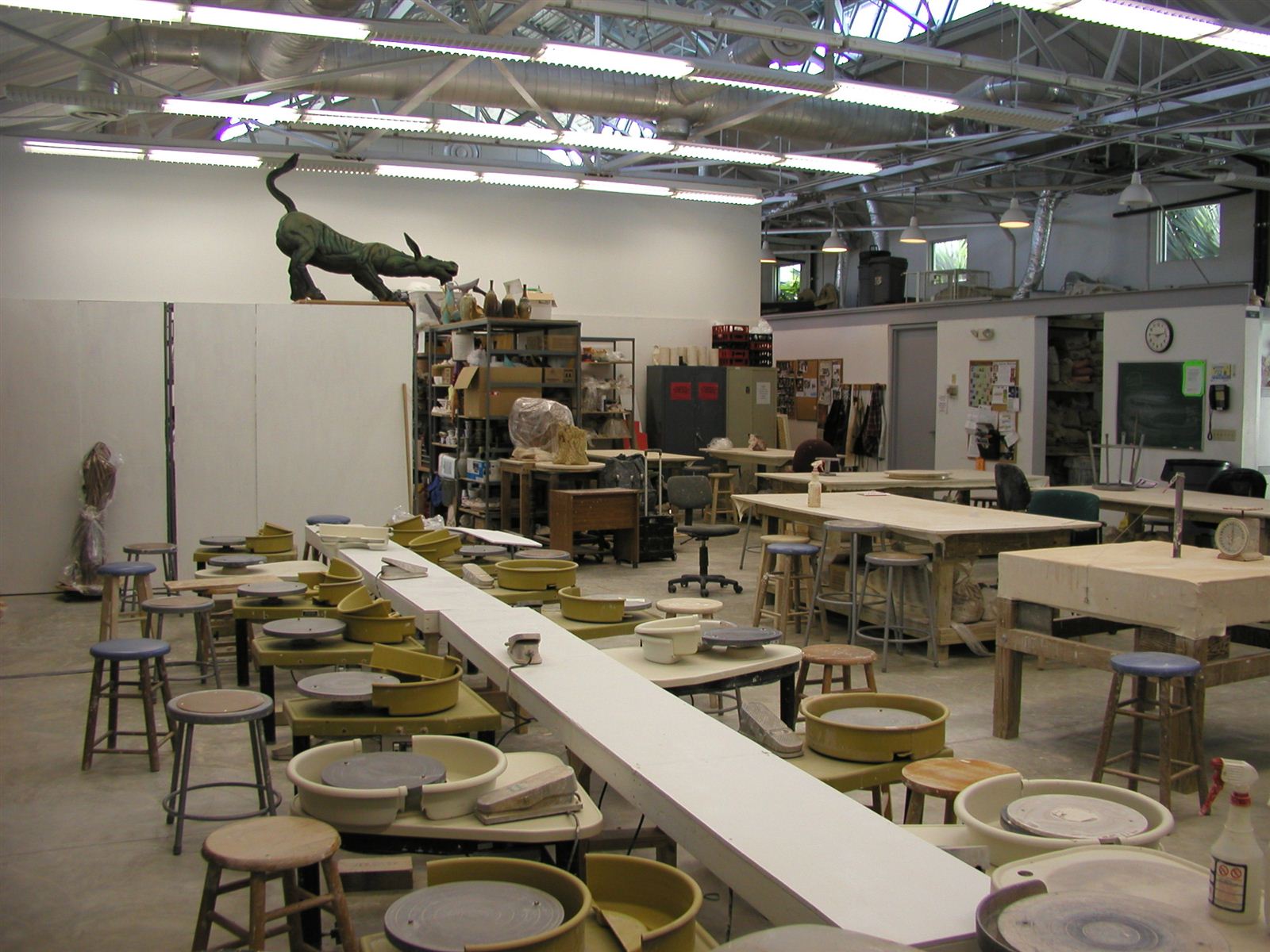 Locations Hub - Armory Art Center