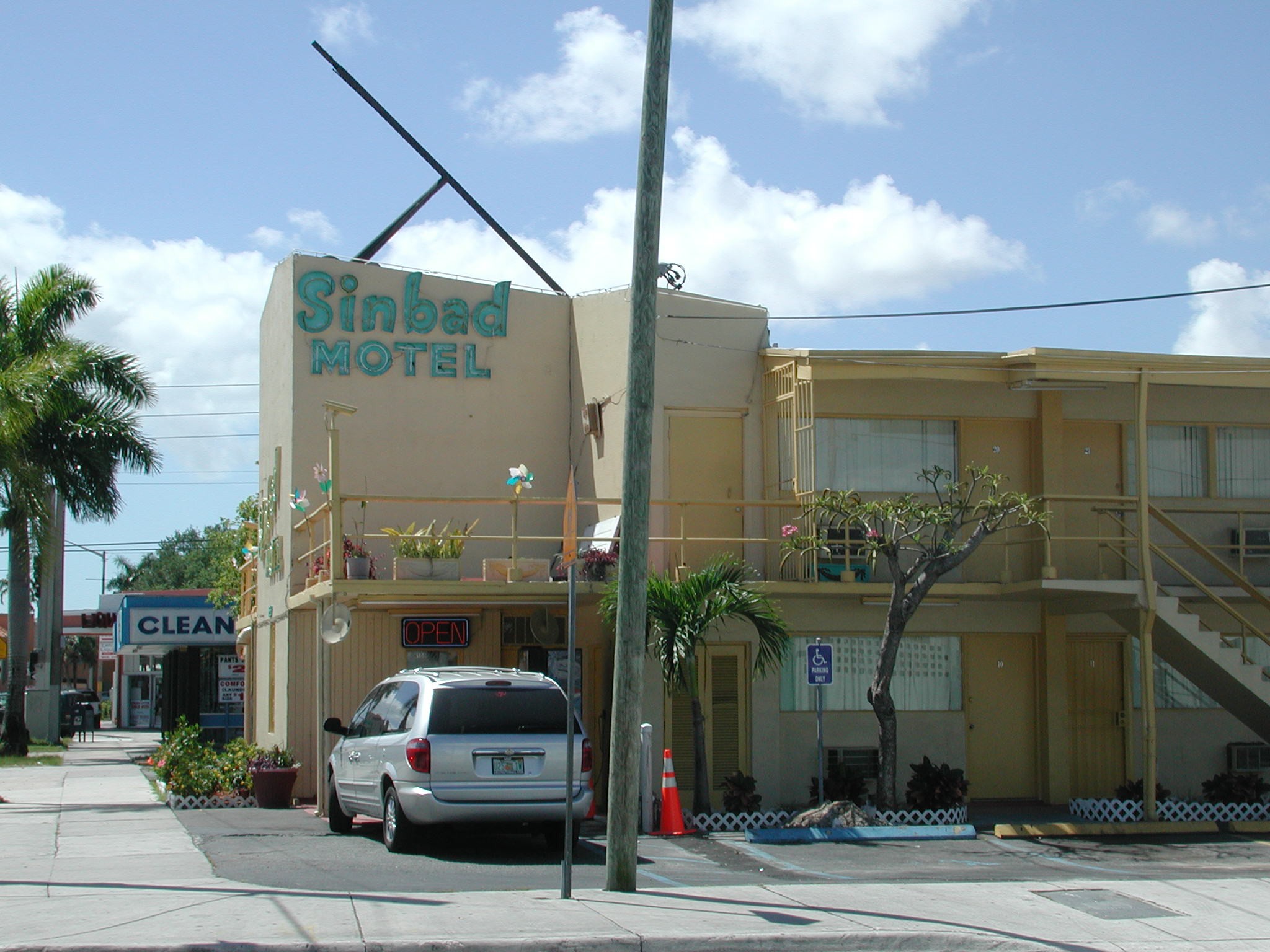 Locations Hub - Sinbad Motel